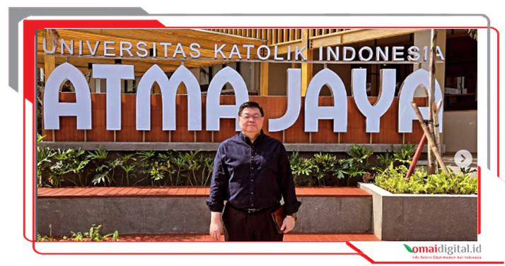 Dari Riset Herbal Hingga Paten Obat: Inilah Jejak Prof. Raymond ...